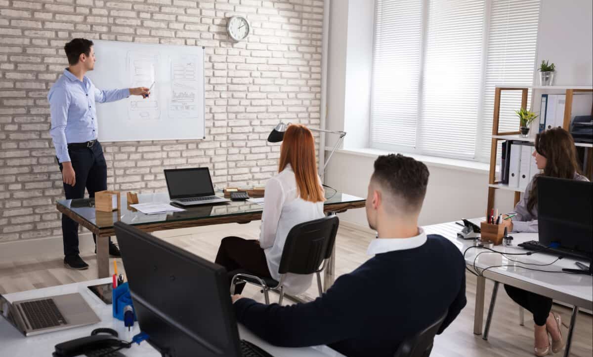 4 Things Your Sales Reps Should Know Before Their First Appt